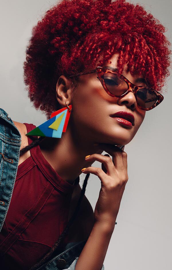 Finde deinen Get the Look Hair Red Afro Ashanti